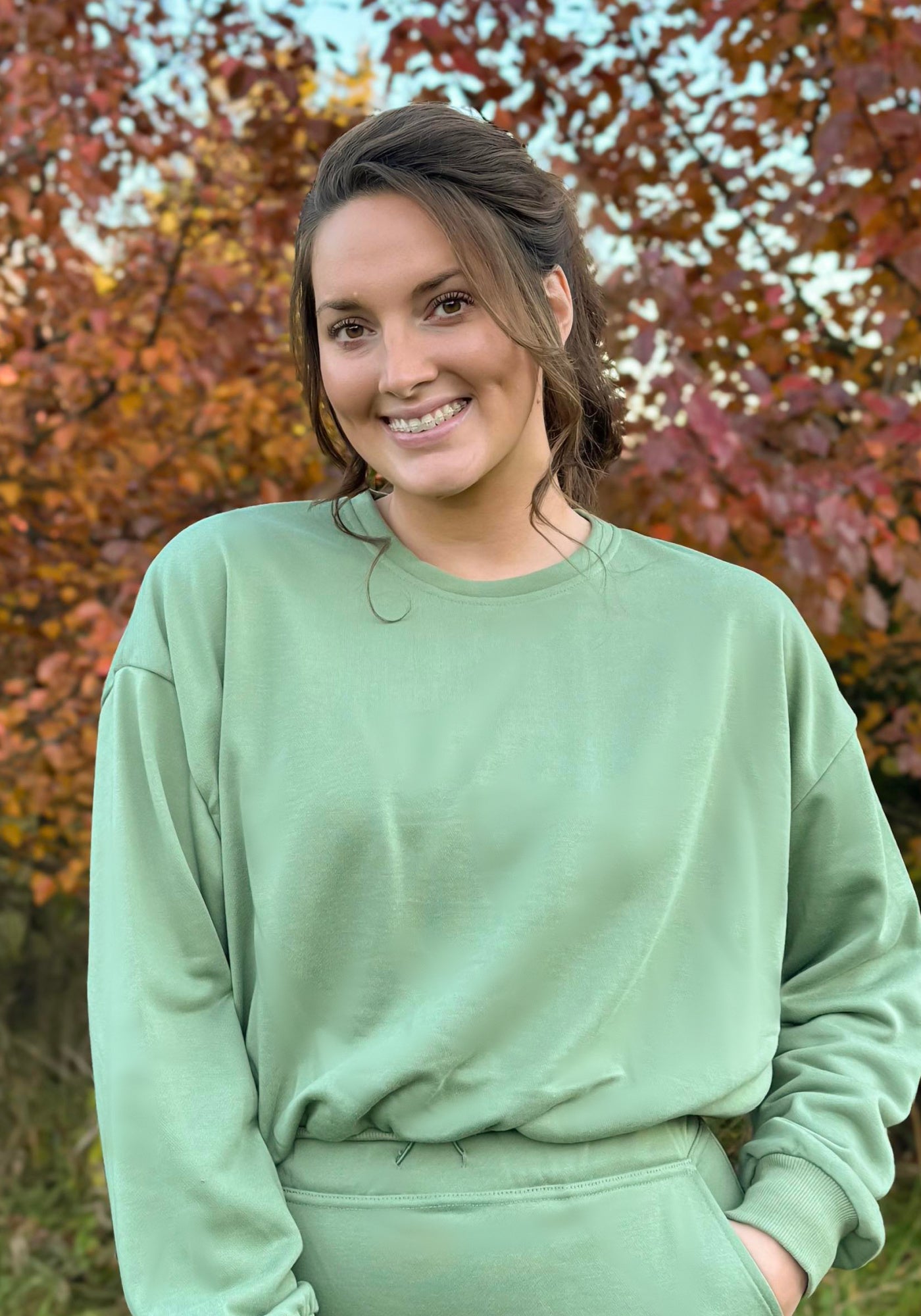 Noah Cinched Crop Top in Pistachio (FINAL SALE) – The Modest Style Boutique